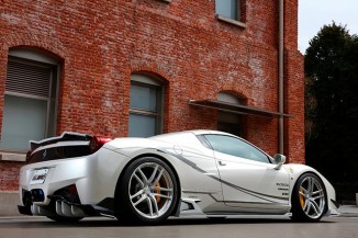 フェラーリ458スパイダーをスキルアップさせている、ROWENのWORLD PLATINUM - TUNERS